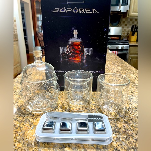 Boporea | Dining | Clear Glass Stormtrooper Whiskey Decanter Set W 2 ...